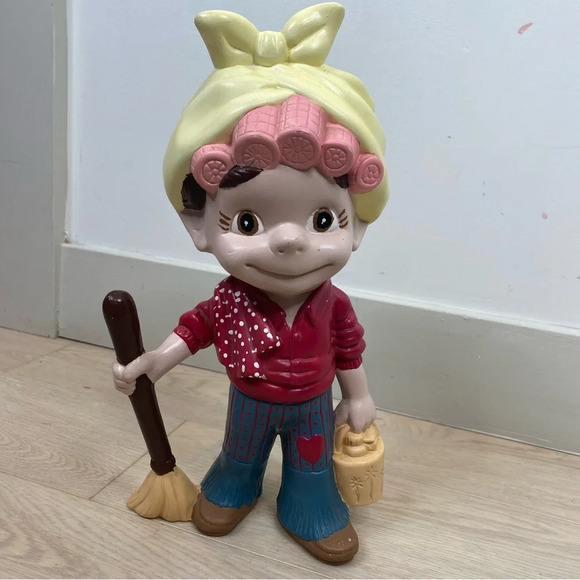 Accents | Atlantic Mold Helga The Cleaning Lady Figurine Vintage Retro ...